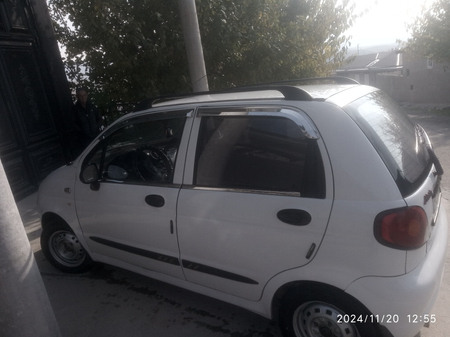 Matiz yaxshi xolatda balonlari urtacha