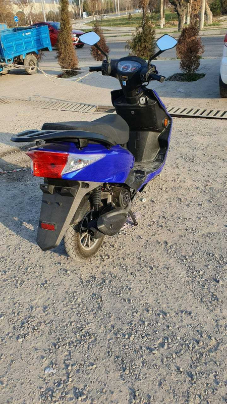 Срочно продаётся скутер YAMAHA REPLICA