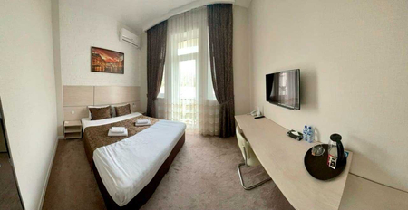 City Hotel  Гостиница