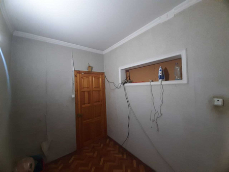Сдается в аренду 3/1/5. Ахмад Югнакий. №2142