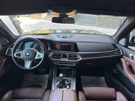 BMW X7 xDrive50i