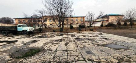 Продается Промышленная база 43 сотых пос. Геология за 200000уе