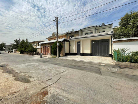 Продается Евро дом Ор-р АйТи Парк  400м2