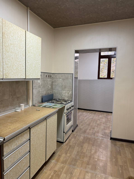 Продается своя квартира  3/3/4 в 3 микрорайоне