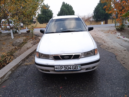 Nexia1 sotiladi, moshina udar.