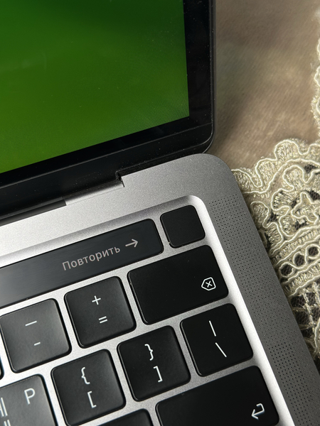 Apple macbook pro m1