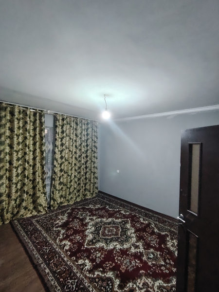yangi xayot 8 xudud da ijaraga uy bor 2 xonali