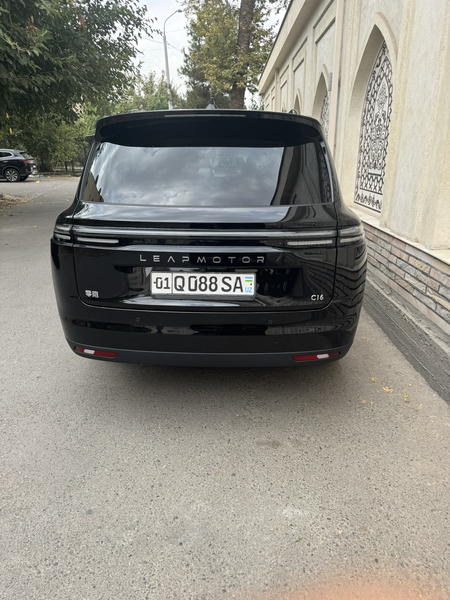 Leapmotor hybrid C16