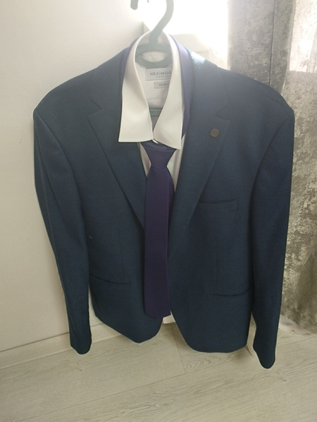 Продам новый костюм 4 в одном