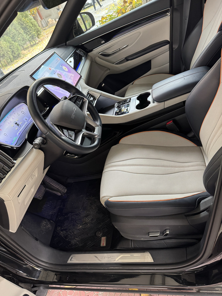byd Chempion 605, 2023-yil, kraska toza. Eng full pozisiyasi