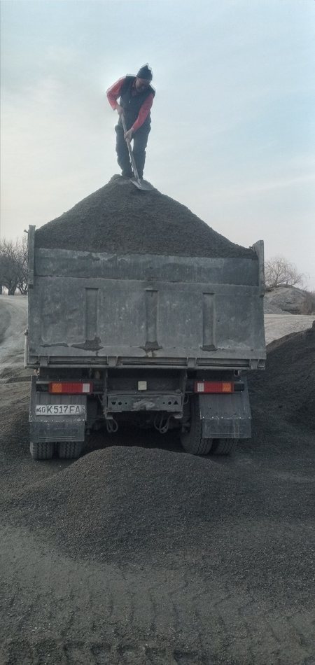 Kamaz 1985 yil. Metan qoyilgan. Ishga tayyor.
