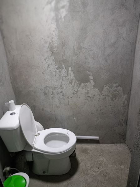 Srochna uy sotiladi