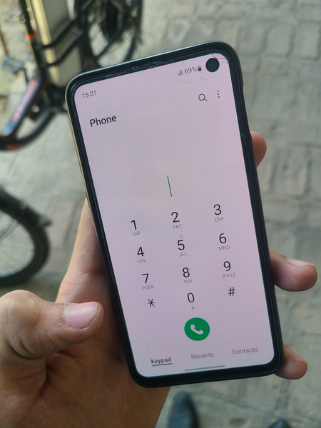 Samsung s10e 128/6 Vietnam