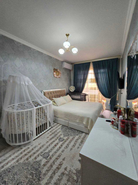 Продаётся 5-ком квартира на 6 этаже.