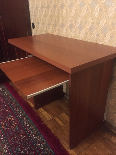 Стол для компьютера