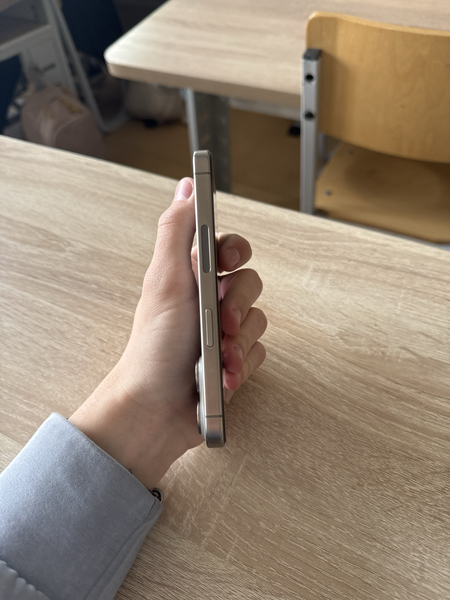 iphone 15 pro 89% 128Gb