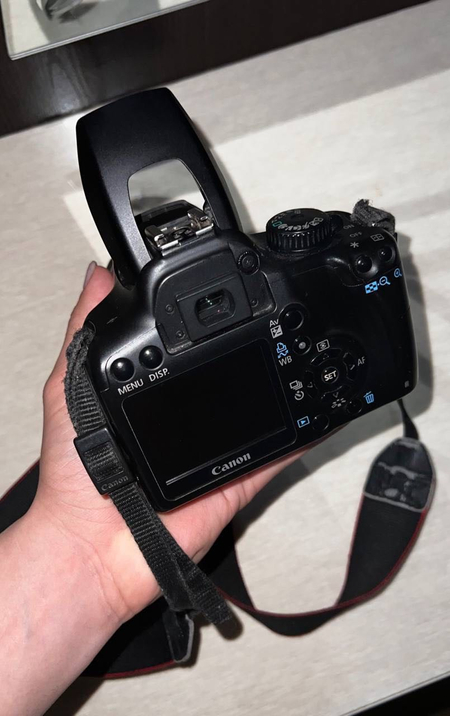 Фотоаппарат Canon eos 1000d
