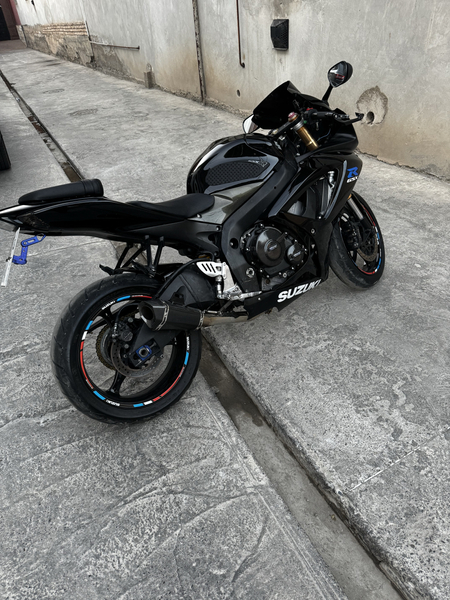 Suzuki gsx-r600 k6