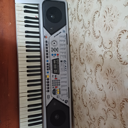 Pianina sotiladi arzonga berib yuboraman