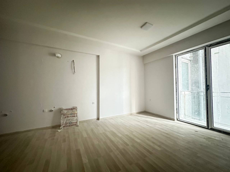 Продаю Своя Квартира 4/4/8 Дружба Комолон Новостройка 152м2. Каропка.