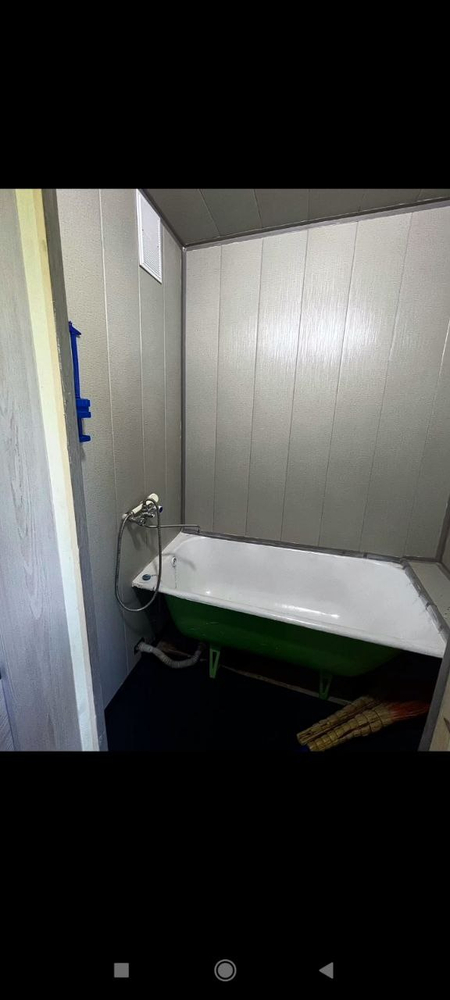 Srochna kvartira sotiladi.