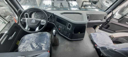 Howo-V7X 420 6x4 CNG тягач подушка padushka podushka (tyagach) (фура)