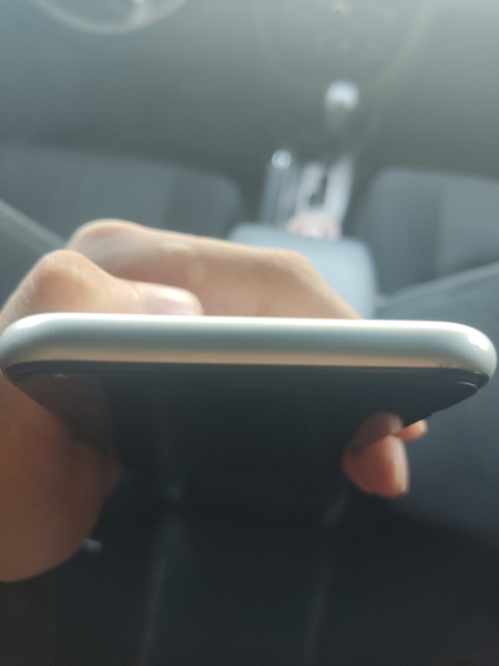 iPhone xr sotiladi