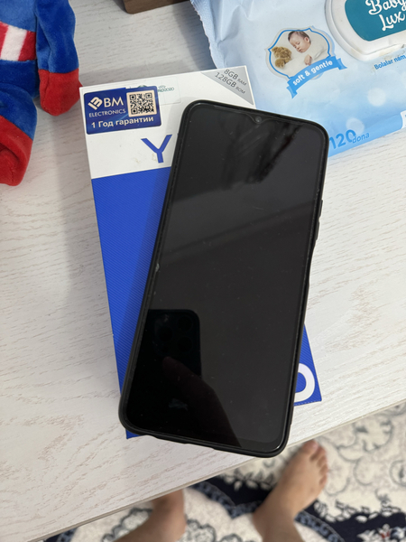 Prodam ili Obmen Vivo Y53s 8/128 Polniy Komplekt