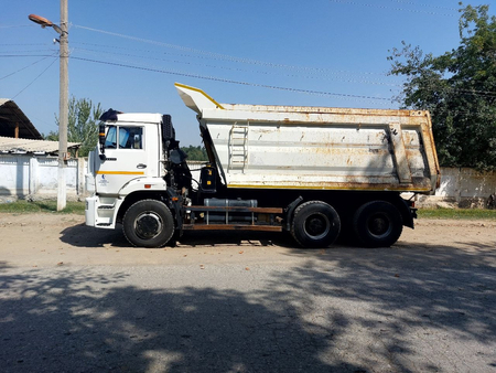 Камаз 6520 сотилади