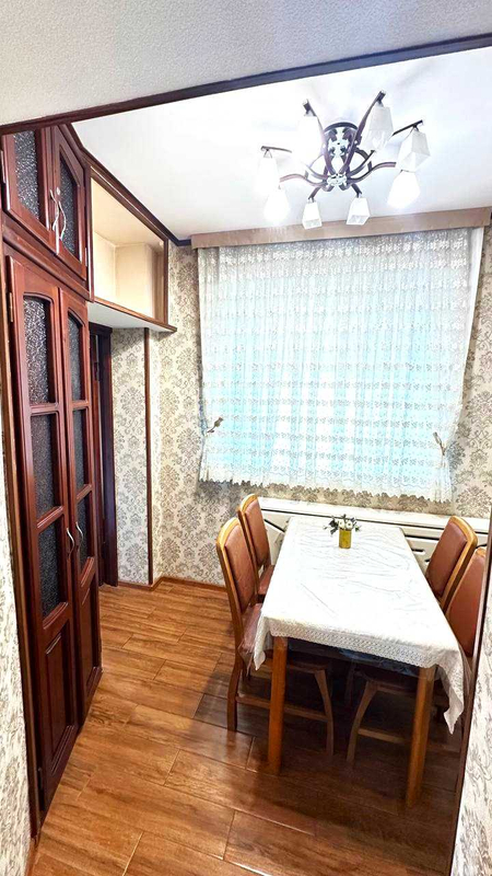 Аренда квартиры Лабзак, парк Анхор, Лакомотив 3ком/3этаж/4