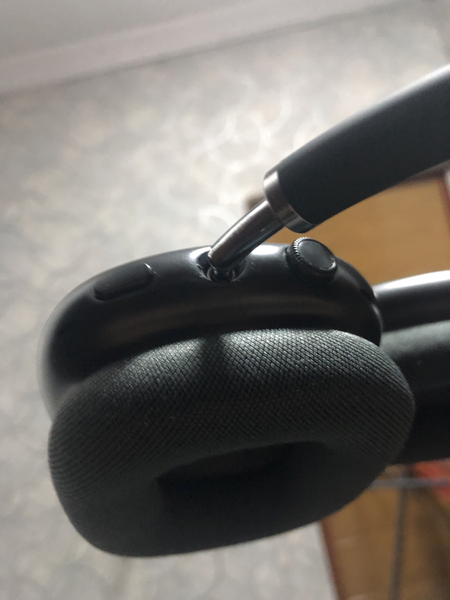 AirPods Max premium