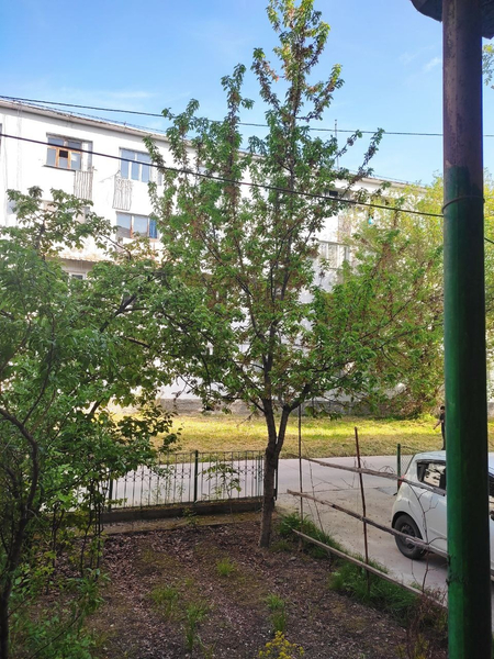 Sergili 1. 4 metro bekati