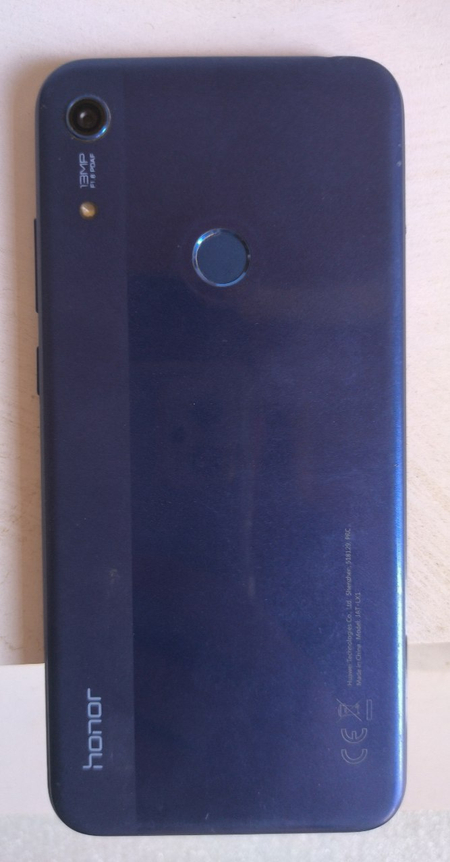 Honor 8A Телефон