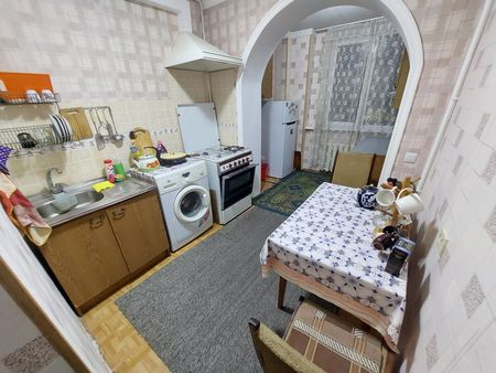 Аренда только Семья 350у.е Чиланзар-25 2/4/5 всё есть. ЭкоПарк, София