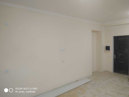 Срочно!!! ПРОДАЕТСЯ  32 кв.м. в  цокольном этаже (c арендатором)