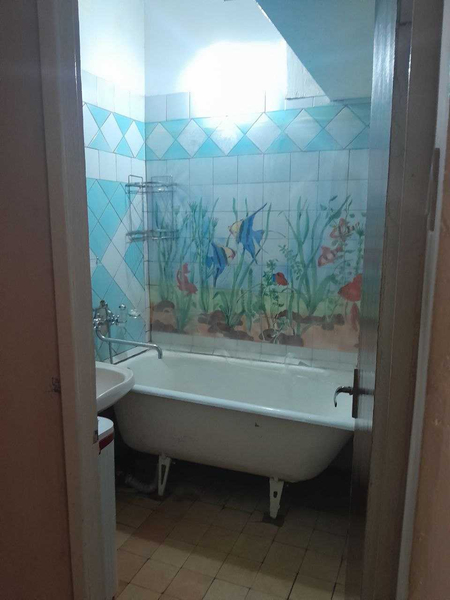 Срочно продается 2х комн. на 2 этаже Юнусабад  8квартал (м999)