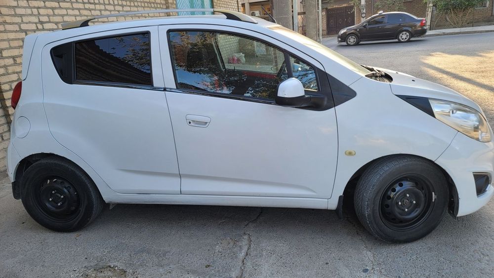 Chevrolet Spark 3 позиция