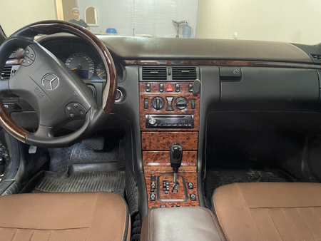 Mercedes Benz W210 srochno sotiladi