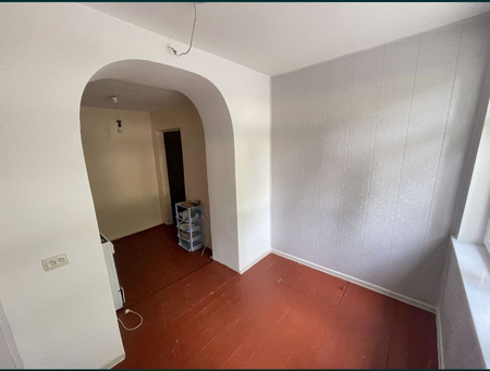 Яккасарай 2/1/5  балкон 2×6  пл. 50кв.м