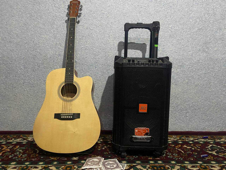Accustic gitara + JBZ orginal kalonka mikrofoni bilan