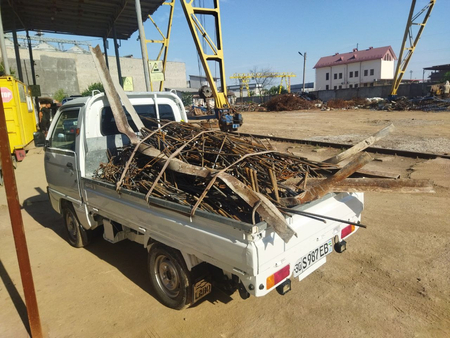 3800 Sum Metalom metal chugun olamiz. tunika Luboy Metallom