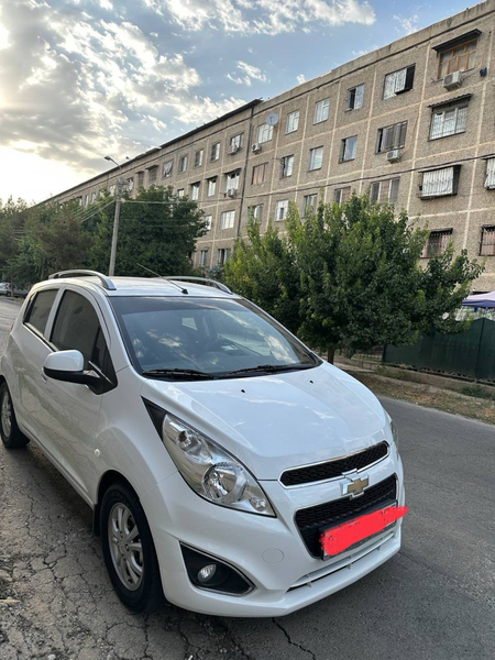 Spark sotiladi Avtomat karobka