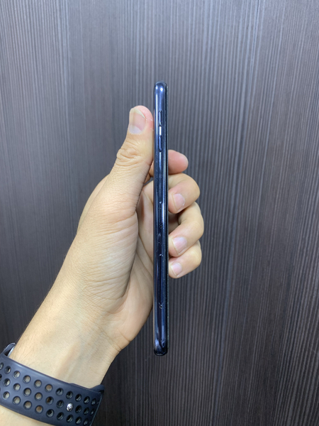 Samsung J4 + sotiladi Ideal holatda