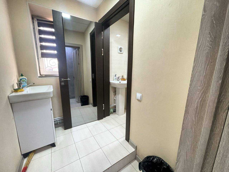 Продаётся офис. ЖК Эльбек С ремонтом.  105м2