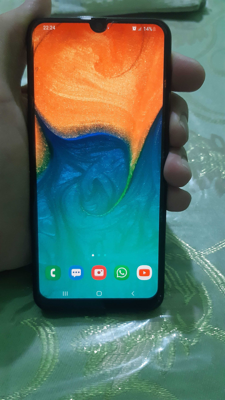 Samsung Galaxy A30