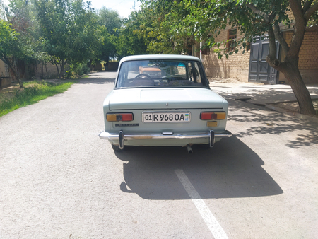 Жигули 2101 сотилади