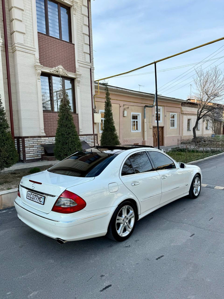 Mercedes Benz W211 E280