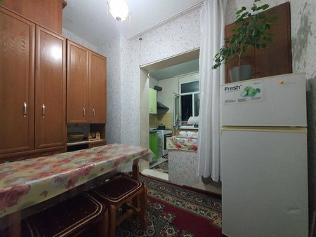 Юнусабад-10 1в2/5/5 45 м², в хорошем состоянии, мебель, техника