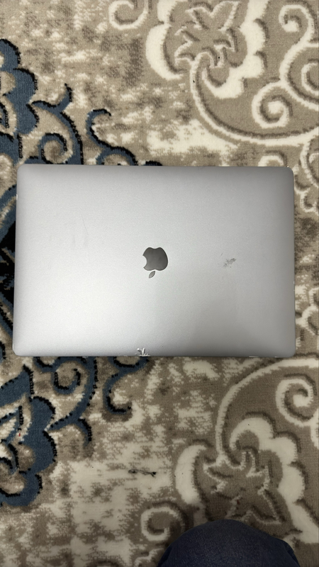 MacBook pro 2019
