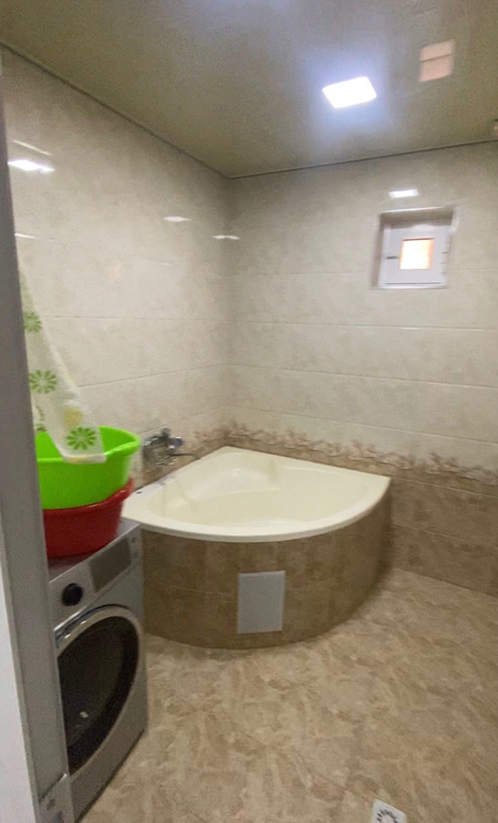 Коттедж сотилади 6 сотих ( Катта Кишлок, Жомбой )